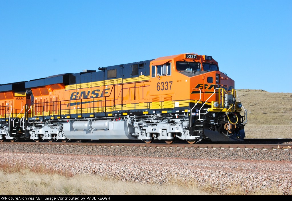 BNSF 6337 and another brand new unit BNSF 6339 being used as Helpers between the coal mines ...